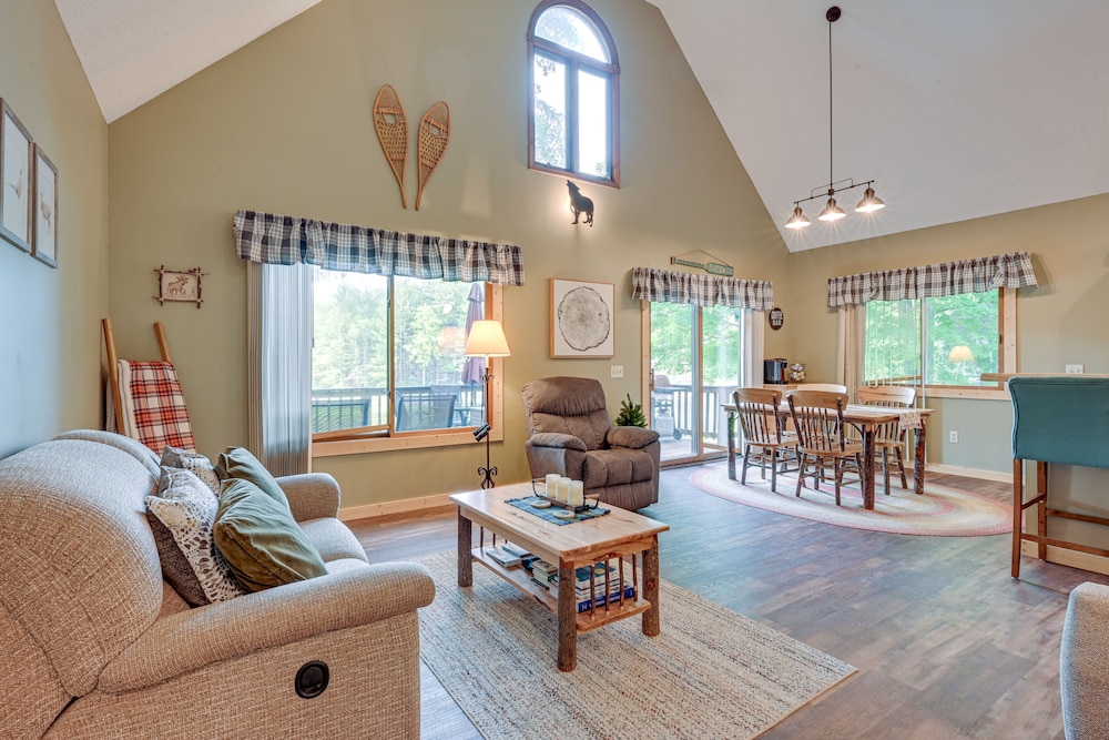Peaceful Waterfront Cabin On Tittabawassee River! - Greenwood Lake, Alger