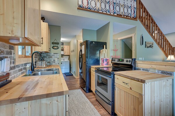 Lakefront Cabin On Secord Lake Sleeps 6 - Greenwood Lake, Alger