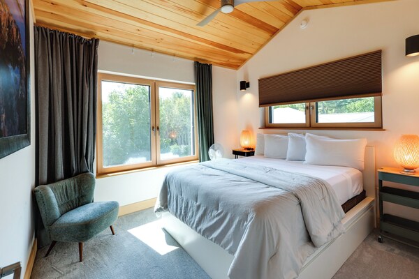 Acadia Home W/ Rooftop Deck - Close To Trails! - Acadia National Park