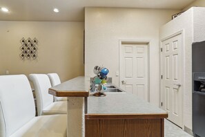 Casa (3 Bedrooms) | Interior