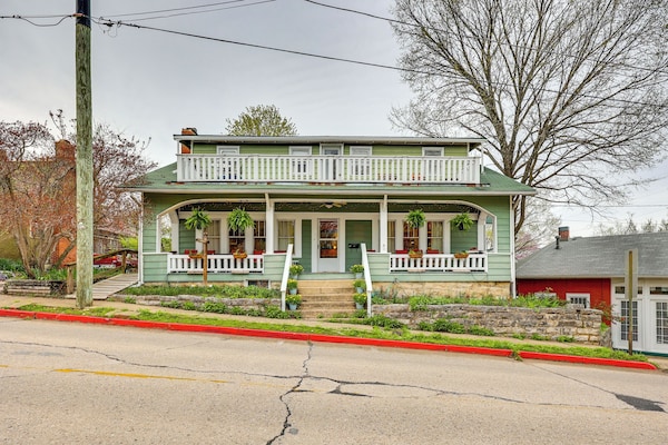 Eureka Springs Vacation Rental < Half-mi To Dtwn! - Eureka Springs, AR