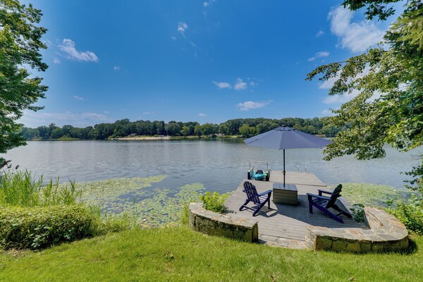 Lakefront Brewster Vacation Rental W/ Private Dock - Carmel Hamlet