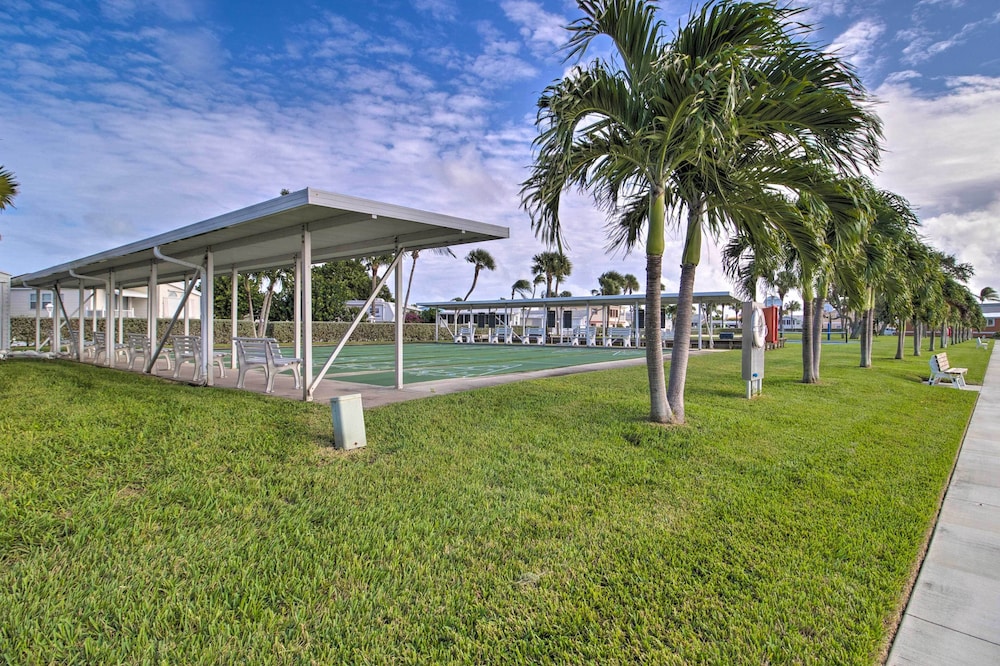 Cozy Jensen Beach Home: Pool Access, Walk To Beach - Stuart Beach, Stuart