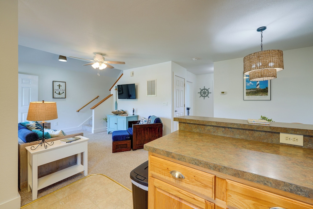 Near Ocean: Buxton Townhome W/ Patio! - Hatteras Island, NC