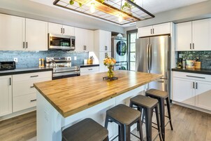 Casa (2 Bedrooms) | Interior