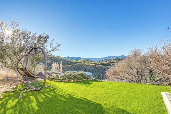 Prescott Gem: Hot Tub & Mtn Views, 7 Mi To Dtwn - Prescott Valley, AZ