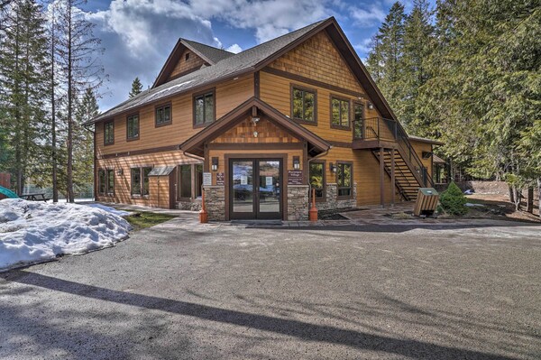 Cozy Resort Condo ~ 2 Mi To Whitefish Mtn Resort! - Montana