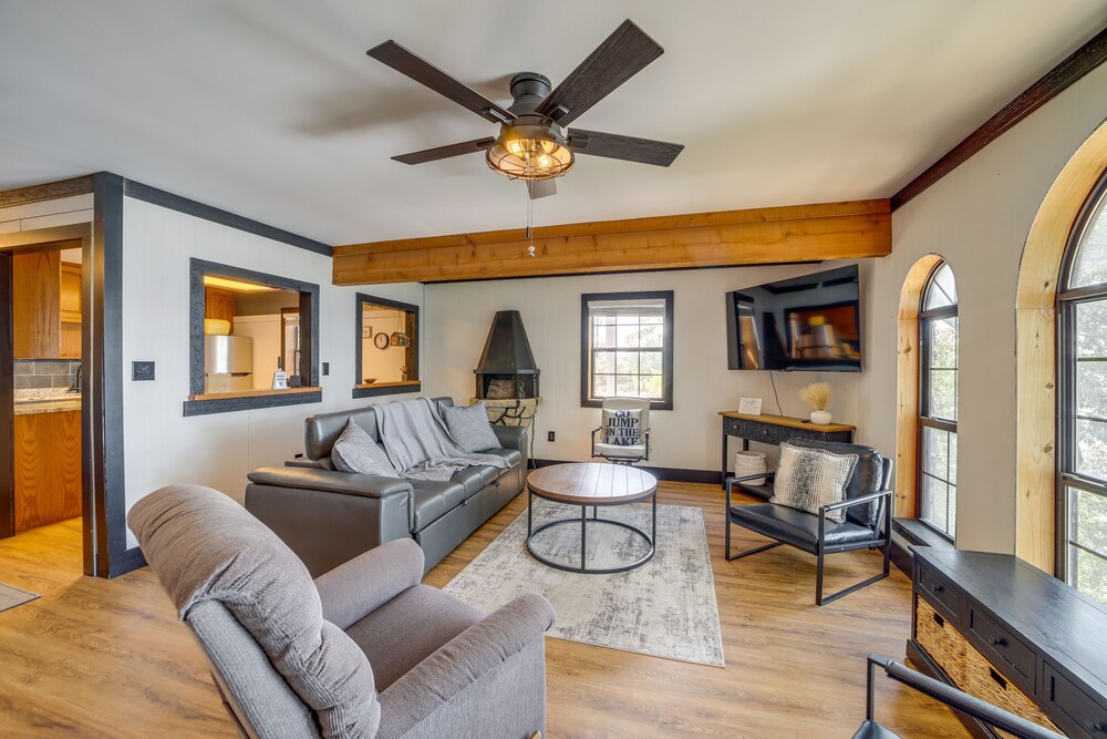 Private Boat Slip & Dock: Lakefront Grove Retreat! - Mississippi