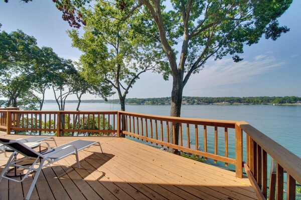 Boat Dock + Waterfront Patio: Grove Hideaway! - Grand Lake Casino