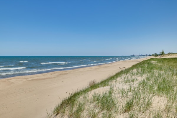 Steps To Lake Michigan Beach: Gary Vacation Rental - Portage, IN