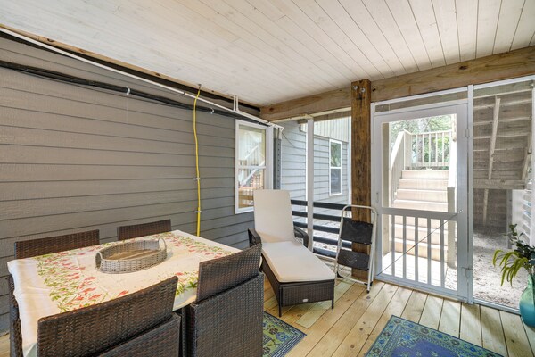 Kitty Hawk Vacation Rental W/ Pool - Southern Shores, NC