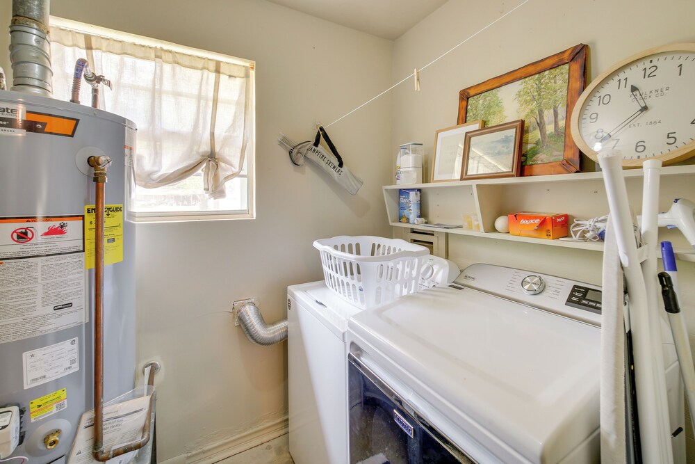 Lake Hamilton Home: 5 Mi To Hot Springs! - Hot Springs, AR