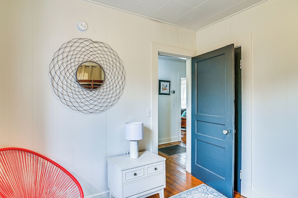 Charming Abode ~ 2 Mi To Mississippi State Campus! - Starkville, MS
