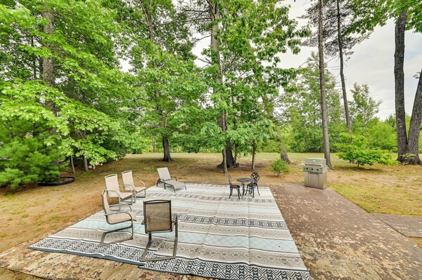 Woodsy Ballston Spa Home: 4 Mi To State Park! - Galway, NY