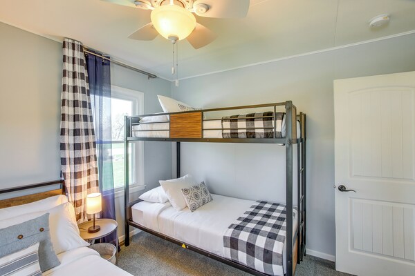 Sturgeon Bay Home ~ 6 Mi To Potawatomi State Park - Door County, WI