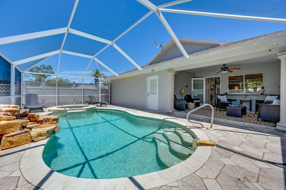 Naples Retreat With Private Pool & Spa! - Naples, FL