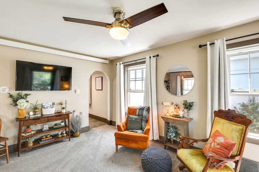 Historic Vacation Rental In Downtown Rapid City! - Rapid City