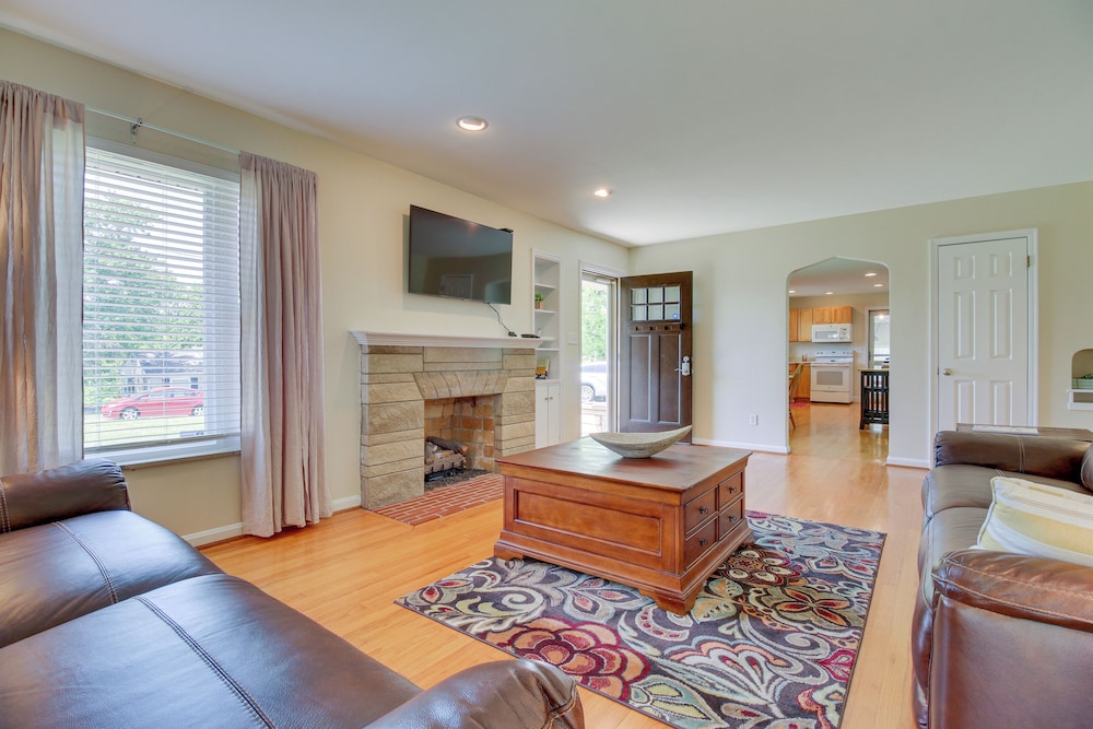 Home W/ Hot Tub + Deck ~ 3 Mi To Ark Encounter! - Falmouth, KY