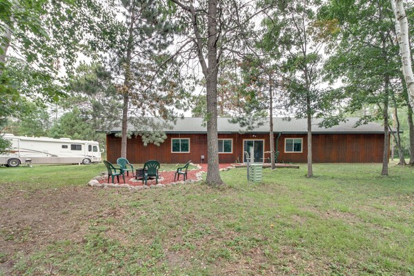 ペコット レイクス バケーションレンタル ウィズ パティオ & ファイア ピット - ミネソタ州