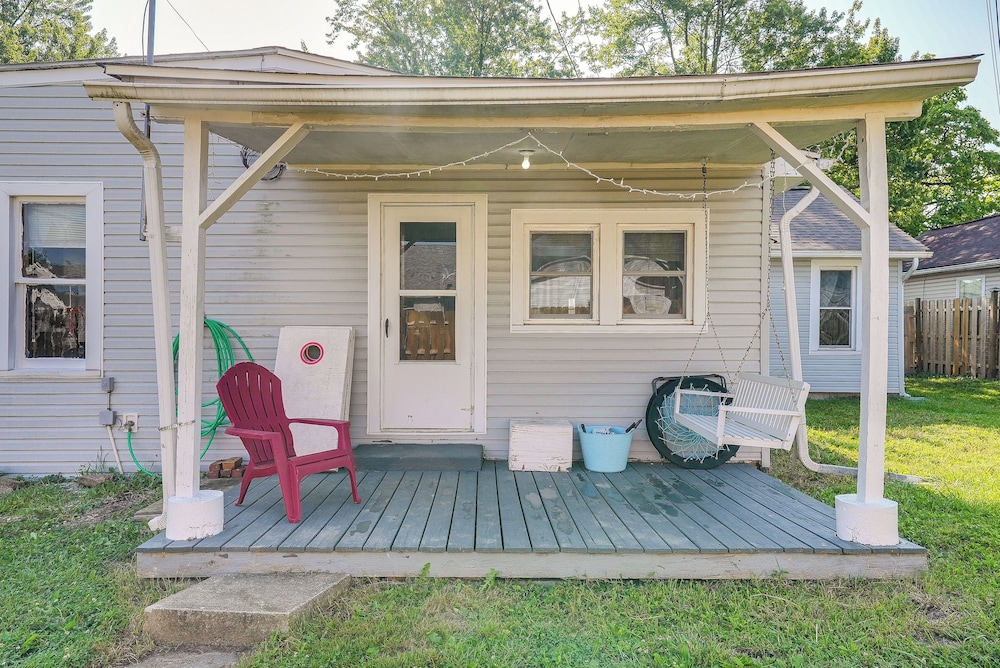 Downtown Russells Point Cottage Near Indian Lake! - Lakeview, OH