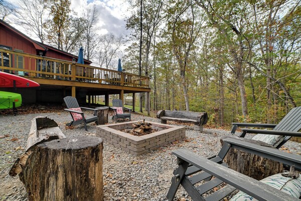 Cadiz Vacation Home W/ Deck: Walk To Lake Barkley - Cadiz, KY