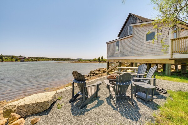 Historic Winter Harbor Cottage W/ Waterfront Views - Acadia National Park