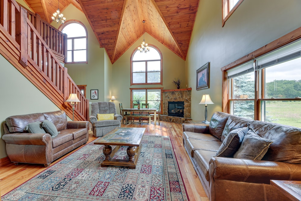 Slaty Fork Home ~ 6 Mi To Snowshoe Mountain Resort - West Virginia