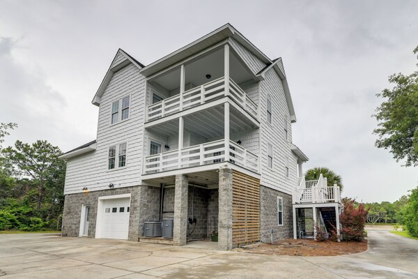 Harkers Island Vacation Rental With Pool Table! - Harkers Island, NC