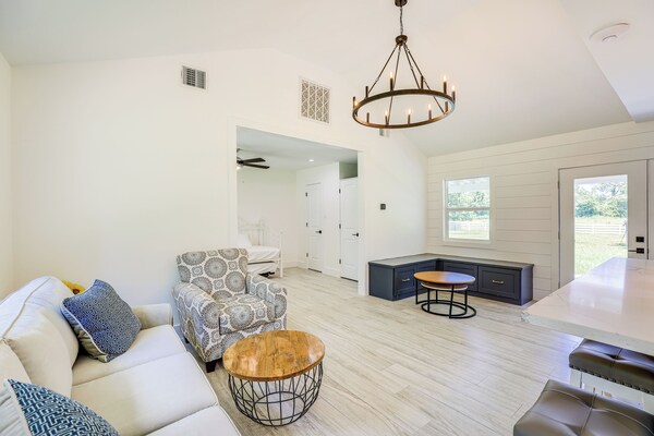 Bright Wallis Cottage W/ Pergola & Grill! - San Felipe, TX