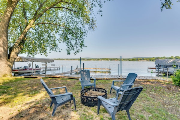 Waterfront Lodi Vacation Rental On Lake Wisconsin! - Lodi, WI