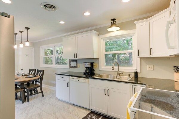 Family-friendly Blacksburg Retreat W/ Playground! - Blacksburg, VA