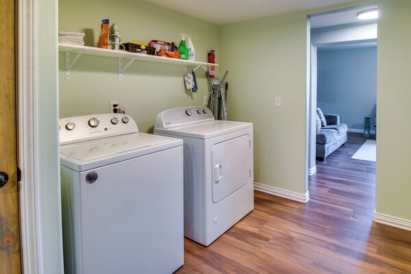 Cookson Vacation Rental W/ Spacious Yard & Porch! - Rocky Mountain, OK