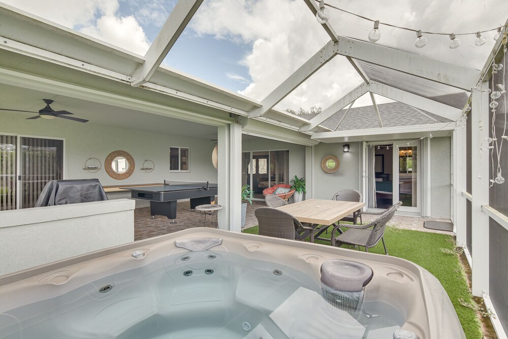 Pet-friendly Miami Home W/ Hot Tub & Pool Table - Pinecrest, FL