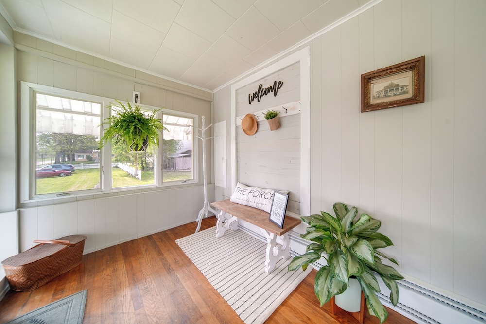 Historical Magnesia Springs Home, Near Kayaking! - Edinboro, PA