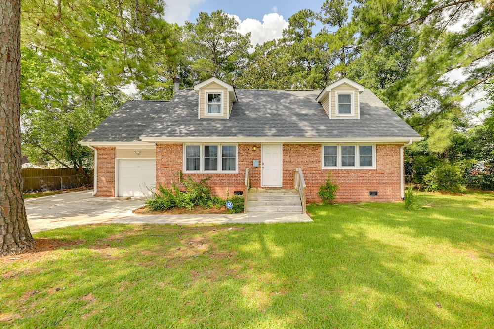 Cozy North Carolina Retreat Near Beaches & Golfing - Jacksonville, NC