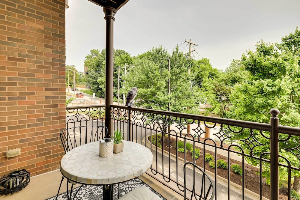 Fayetteville Vacation Rental Near Ua Campus - Fayetteville, AR