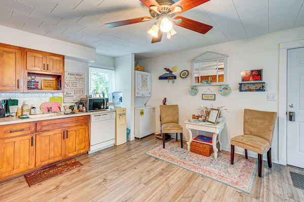 Powers Lake Home W/ Patio - 9 Mi To Lake Geneva! - Antioch, IL