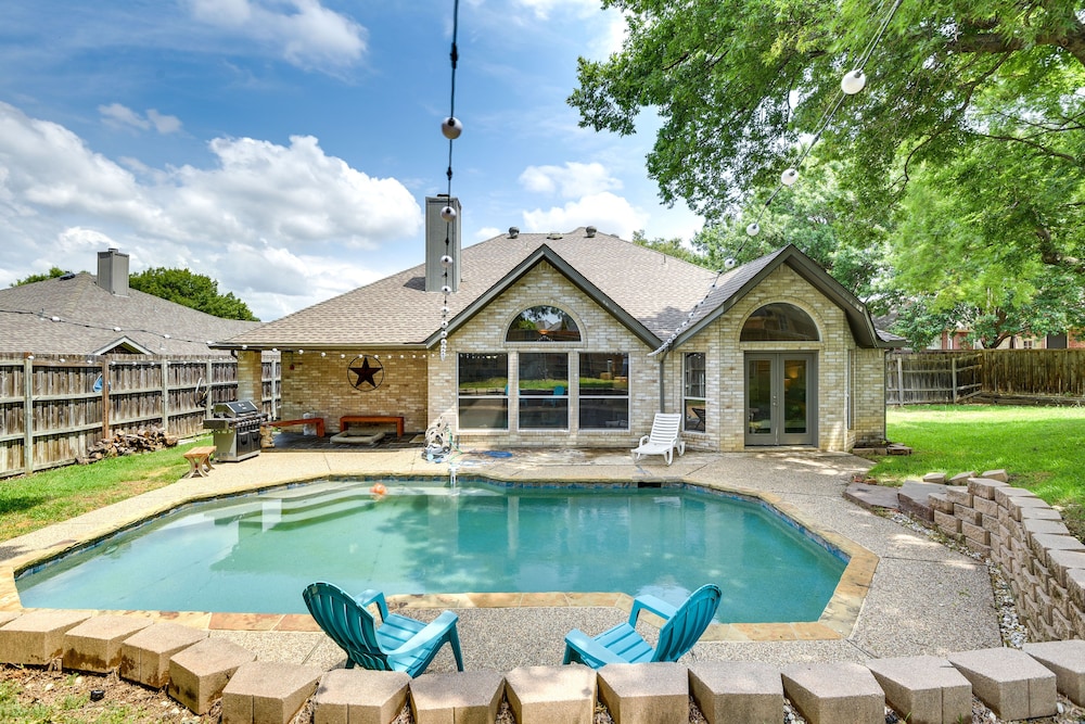Spacious Flower Mound Home In Central Location! - Southlake, TX