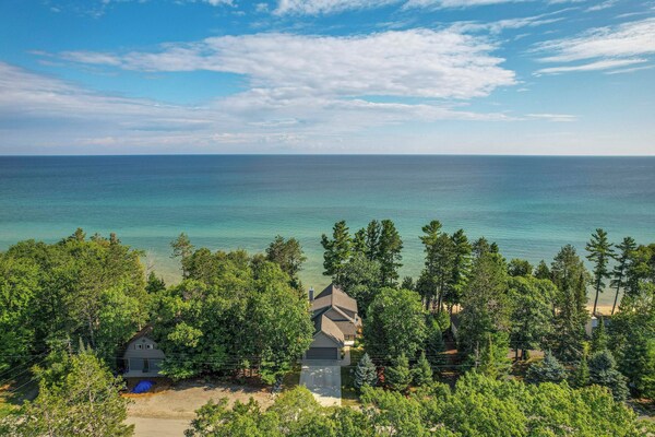 Waterfront Lake Huron Getaway W/ Private Beach! - Hoeft State Park, Rogers City