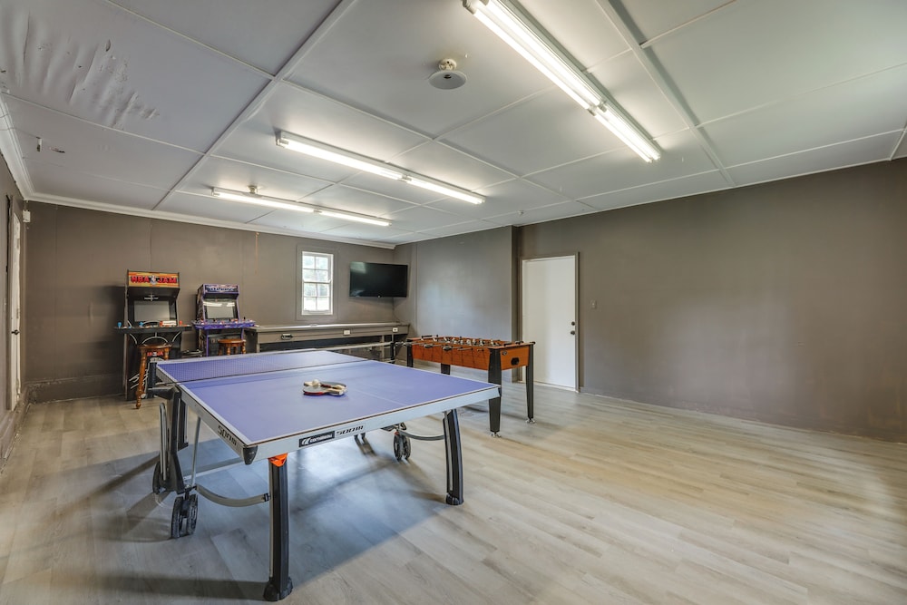 'The Windmill House' W/ Pond: 9 Mi To Dayton! - Ohio