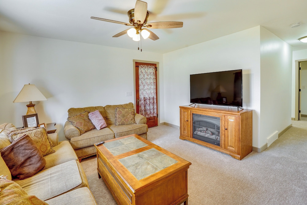 Vacation Rental Near South Dakota State University - Brookings, SD