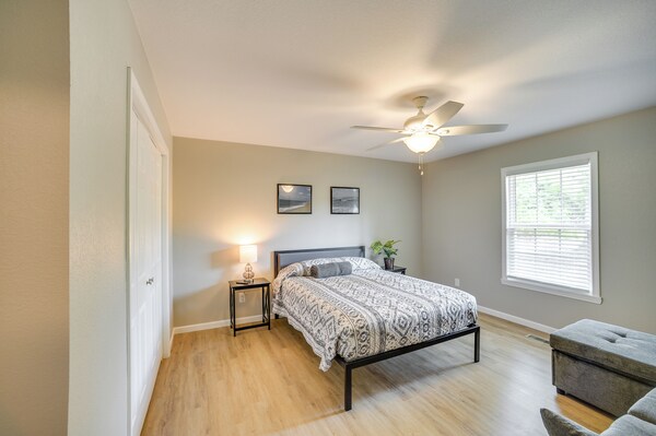 Lake Guntersville Vacation Rental W/ Fire Pit - Alabama