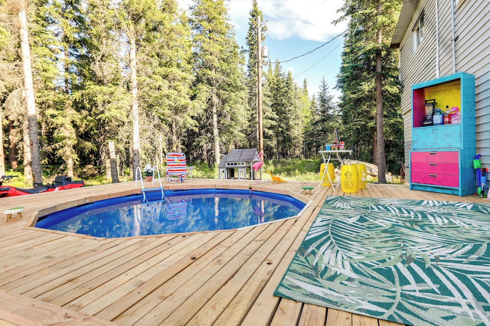 Delta Junction Rental W/ Shared Pool & Hot Tub! - Alaska