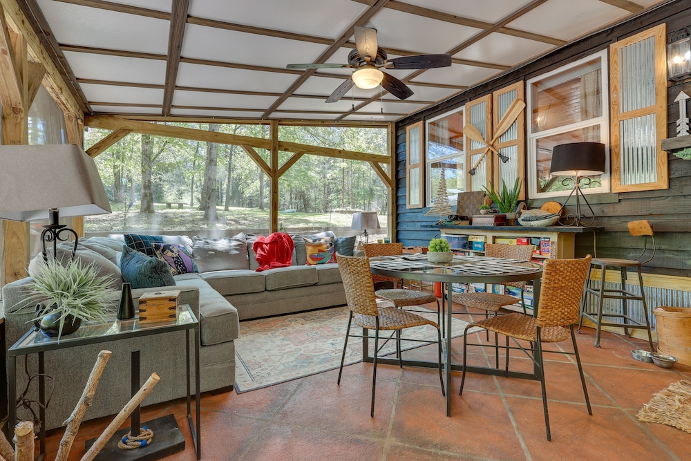 Pet-friendly Haleyville Cabin Rental W/ Kayaks! - Alabama