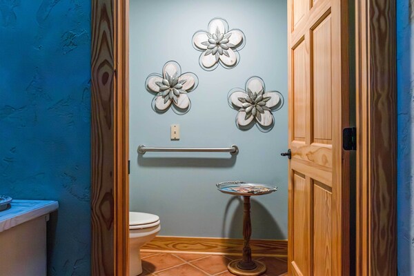 Couples Retreat On Bay Tree Lake - White Lake, NC