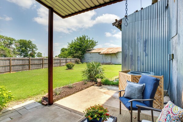 By Lake Murray State Park, Golf! Home On Large Lot - Lake Murray, OK