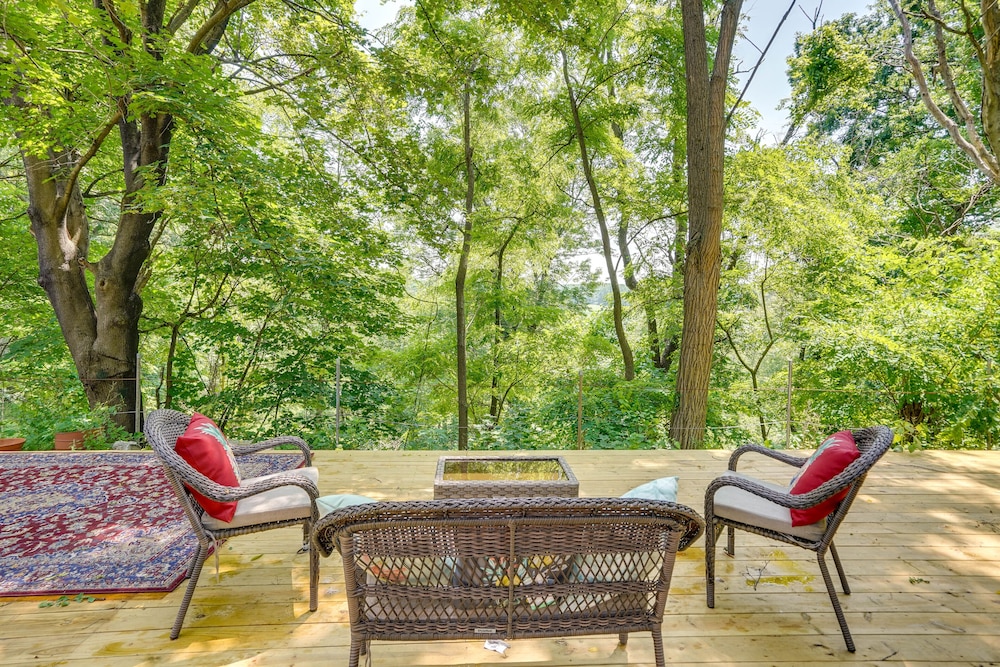 Private Catskill Mountains Vacation Getaway - Hudson, NY