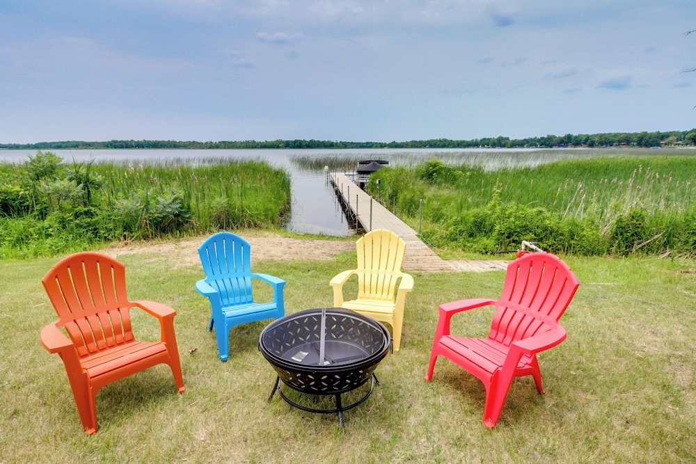 Richville Vacation Rental W/ Fire Pit: Near Trails - Dent, MN