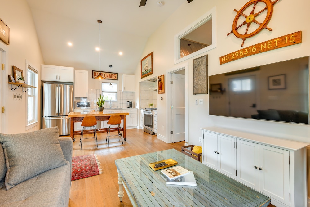 Modern Solomons Cottage Rental - Walk To Island! - Maryland (State)