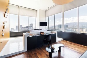 Suite Deluxe | 1 quarto, roupa de alta qualidade, camas de colchão viscoelástico 